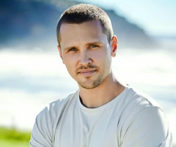 Logan bennett | Home And Away V.20 Wiki | Fandom