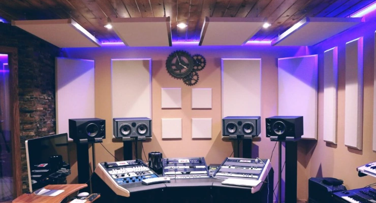Cover-room | Home Wiki | Fandom