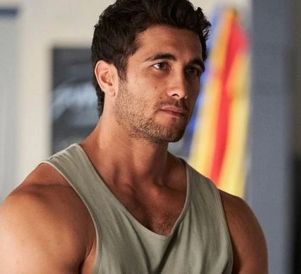 Tane parata | Home and Away Wiki | Fandom