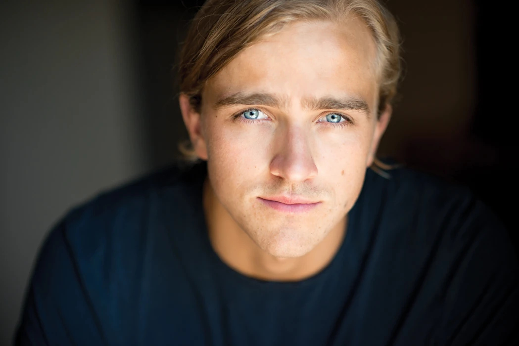 Louis McIntosh | Home and Away Wiki | Fandom