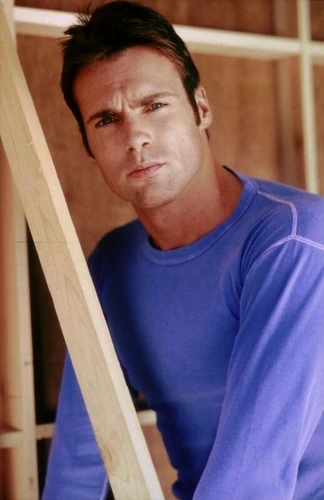 Michael Shanks | Saving Hope Wiki | Fandom