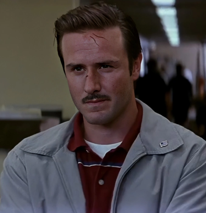 Dwight « Dewey » Riley | Wiki Horreur | Fandom