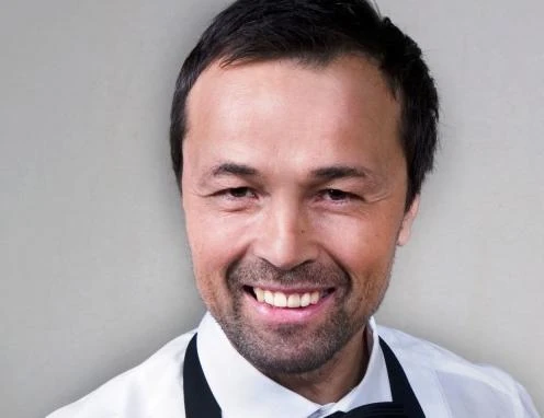 Alexander Löw | Hotel Cæsar Wiki | Fandom