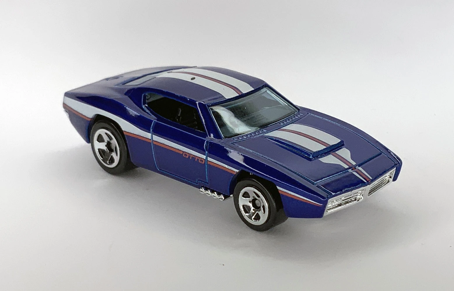 Hot Wheels NFTh Custom Otto - munimoro.gob.pe