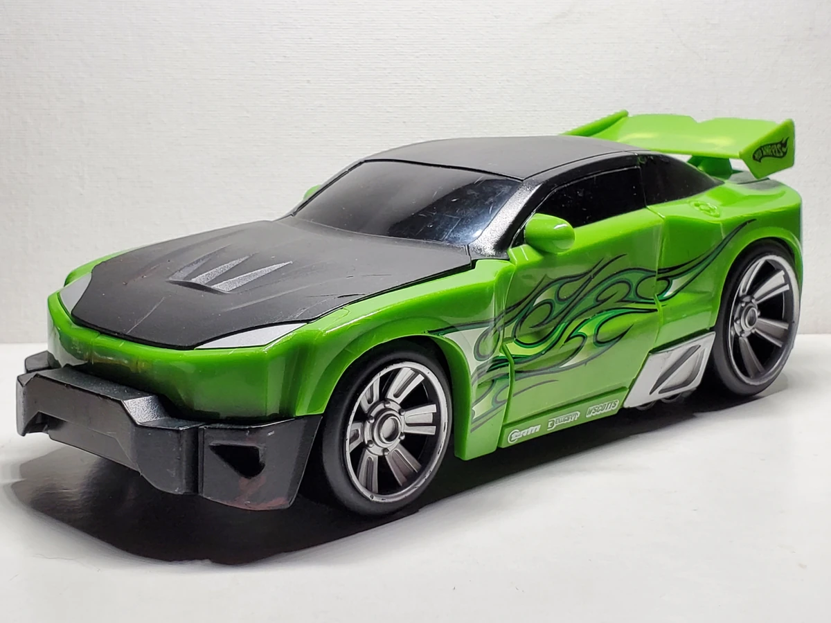 Wreck 'n' Roll (Bumper Busters) | Hot Wheels Wiki | Fandom