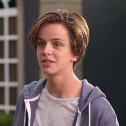 Bruno Riquelme de la Mora | House of Flowers Wiki | Fandom