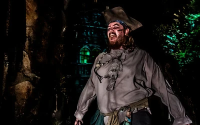 Skeleton Crew | Howl-O-Scream Wiki | Fandom