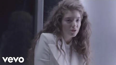 Yellow Flicker Beat | Wiki Hunger Games France | Fandom