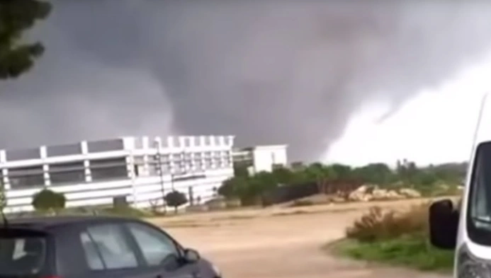 2008 French Tornado Outbreak (Ikethecool322) | Hypothetical Tornadoes ...