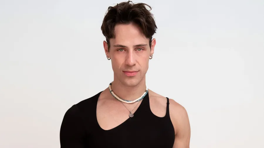 Gareth Valentino | I Kissed a Boy Wiki | Fandom