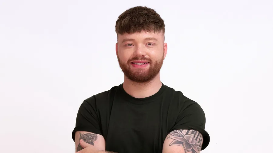 Ross Bester | I Kissed a Boy Wiki | Fandom