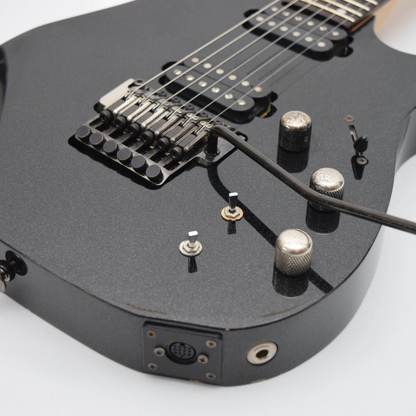 Can I connect Ibanez 1520GK Piezo pickups to a new GK3 internal board?