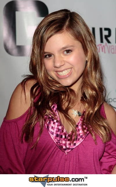 Aria Wallace | iCarly Wiki | Fandom