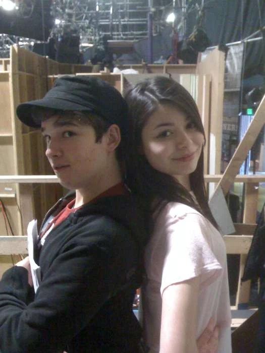 Nathan Kress And Miranda Cosgrove