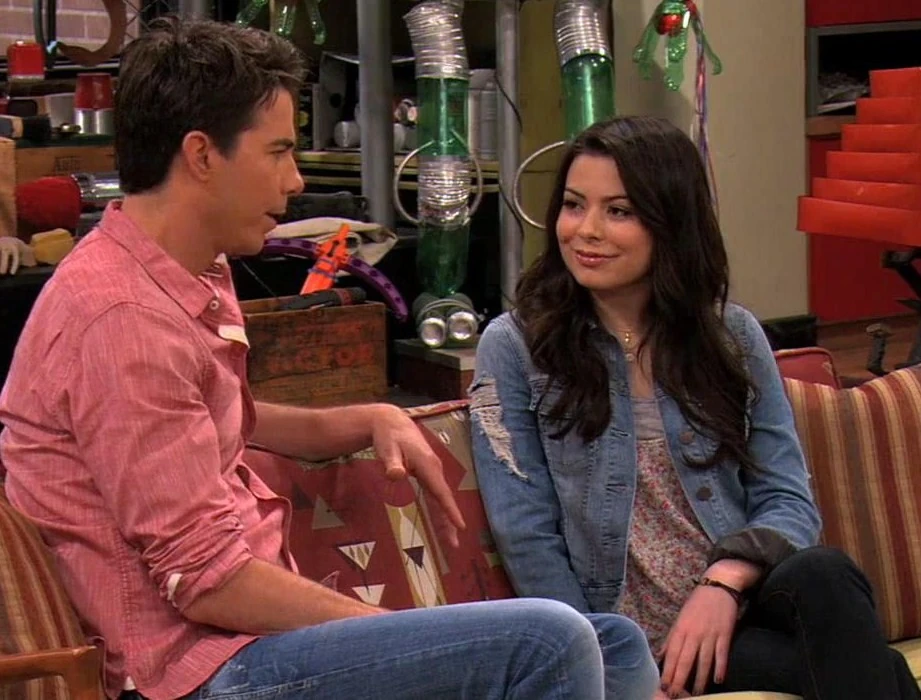 Sparly | iCarly Wiki | Fandom