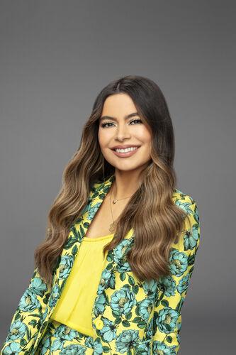 Carly Shay | iCarly Wiki | Fandom