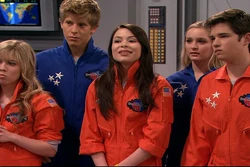 Icarly Ispace Uit ISpace Out | ICarly Wiki | Fandom