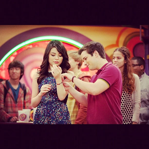 Creddie Gallery | iCarly Wiki | Fandom