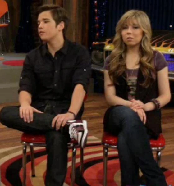 User blog:DevonAndersen/Sam and Freddie Cordinate Outfits in Nevel Poem ...