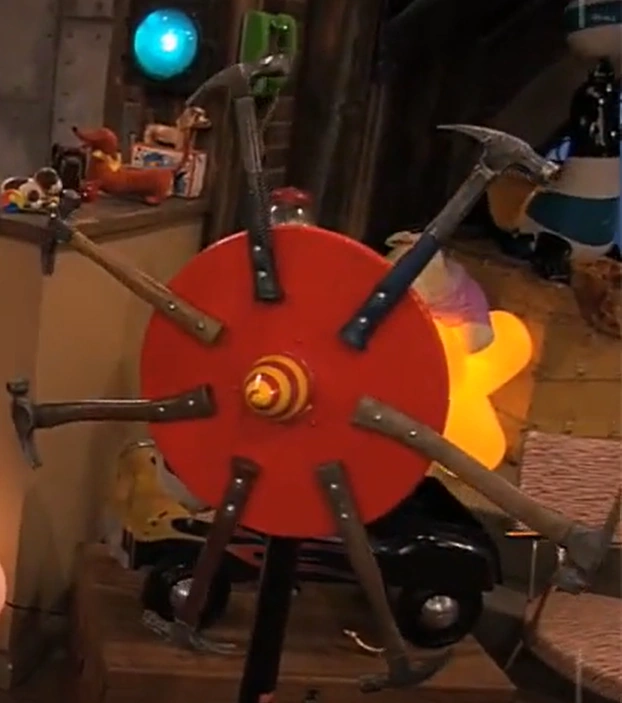 Fan of Hammers | iCarly Wiki | Fandom