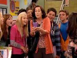 iMove Out | ICarly Wiki | Fandom