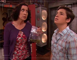 iMove Out | ICarly Wiki | Fandom