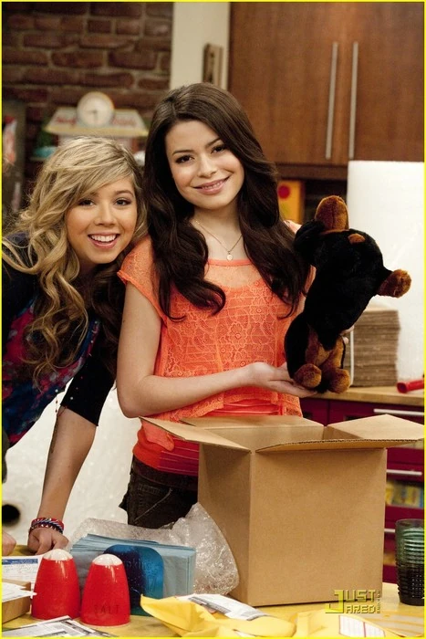 Gallery:iSell Penny-Tees | iCarly Wiki | Fandom