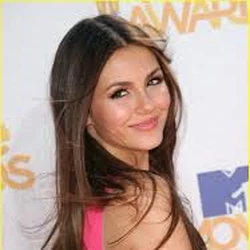 Victoria Justice Icarly