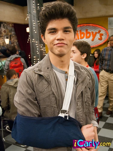 Billy Boots | iCarly Wiki | Fandom