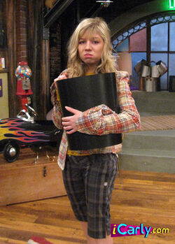Foreign Rancid Chocolate | iCarly Wiki | Fandom
