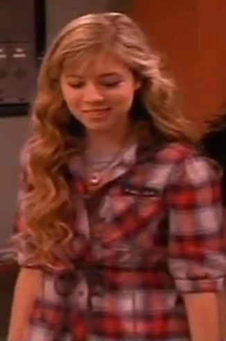 Gallery:iHurt Lewbert | iCarly Wiki | Fandom