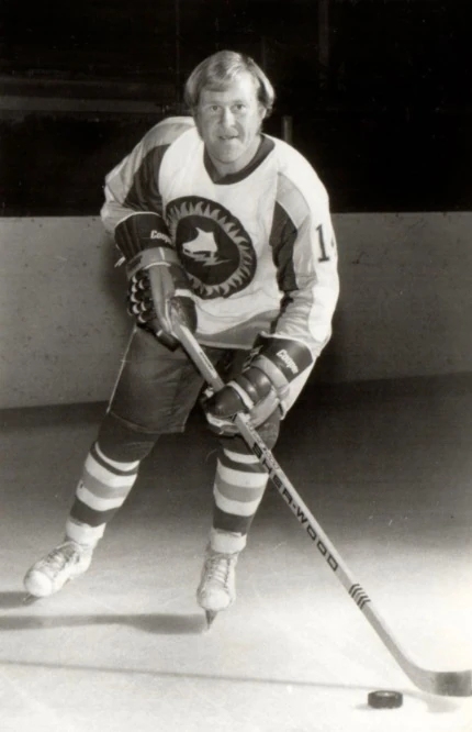 Brian Bradley (1944) | Ice Hockey Wiki | Fandom