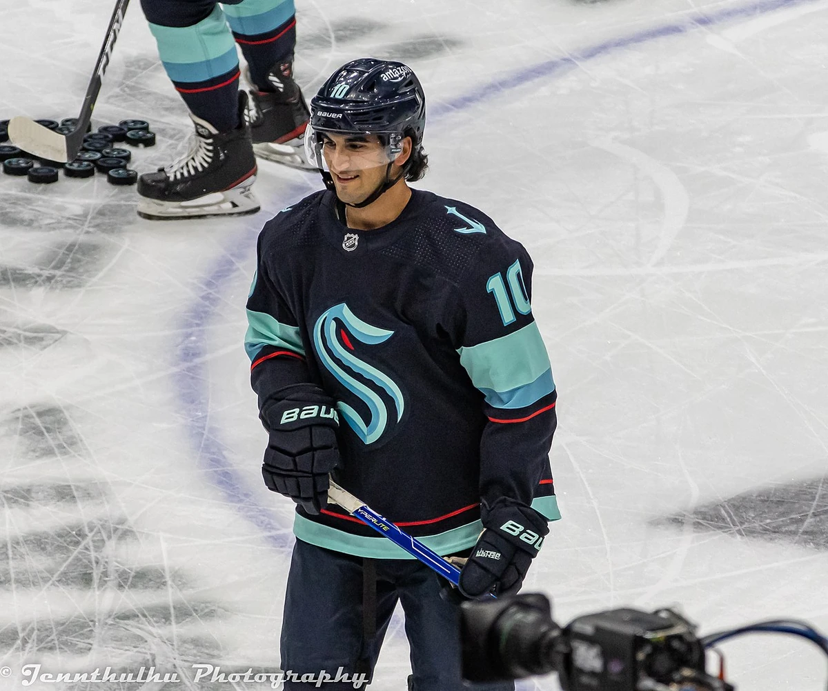 Matty Beniers | Ice Hockey Wiki | Fandom