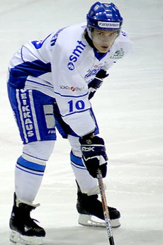 Olavi Vauhkonen | Ice Hockey Wiki | Fandom