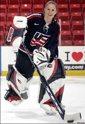 Chanda Gunn | Ice Hockey Wiki | Fandom