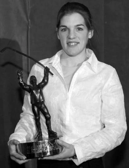 Sara Bauer | Ice Hockey Wiki | Fandom