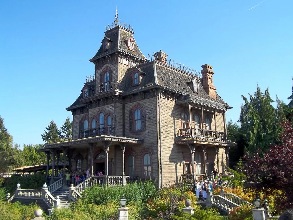 Phantom Manor | ILove Disney Wiki | Fandom