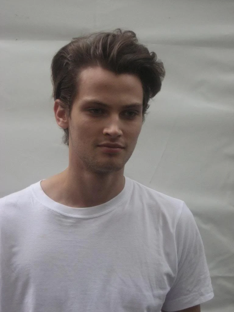 Sean Simpson | Imaginary Celebs Wiki | Fandom