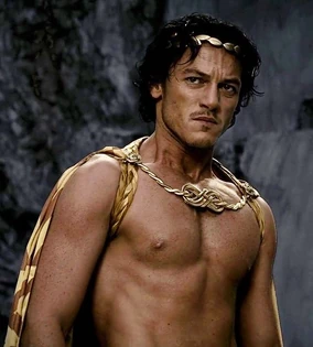 Lucas Evans Zeus 6 Times Actors Nailed It As Zeus In Hollywood