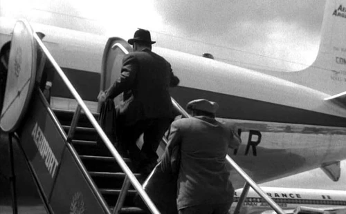 Tout l'or du monde | Internet Movie Plane Database Wiki | Fandom