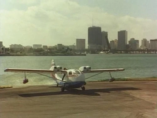 Poliziotto superpiù | Internet Movie Plane Database Wiki | Fandom