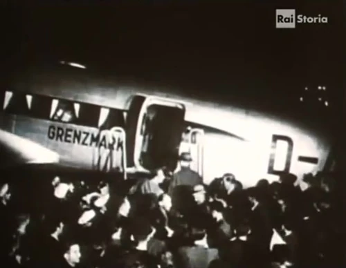 La fronda inutile - Ciano, Bottai e Grandi | Internet Movie Plane ...