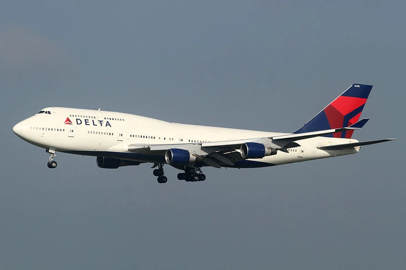 Delta Airlines 747 8