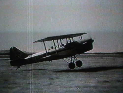 Le ciel est à vous | Internet Movie Plane Database Wiki | Fandom