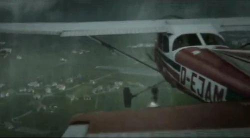 Entscheidung in den Wolken | Internet Movie Plane Database Wiki | Fandom