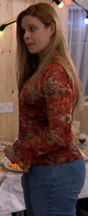 Caravan Club Disco Female Runner | The Inbetweeners Wiki | Fandom