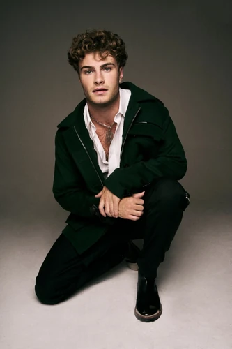 Brady Tutton | In Real Life Wiki | Fandom