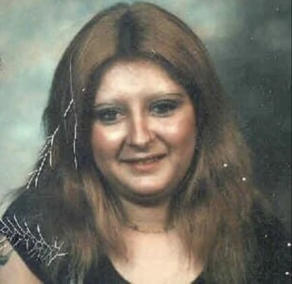 Julie Derouin | International Missing Persons Wiki | Fandom