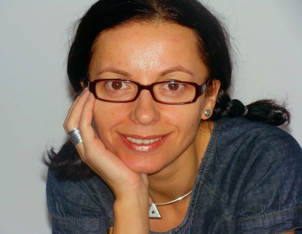 Dora Ortelecan-Dumitrescu | International Dubbing Wiki | Fandom