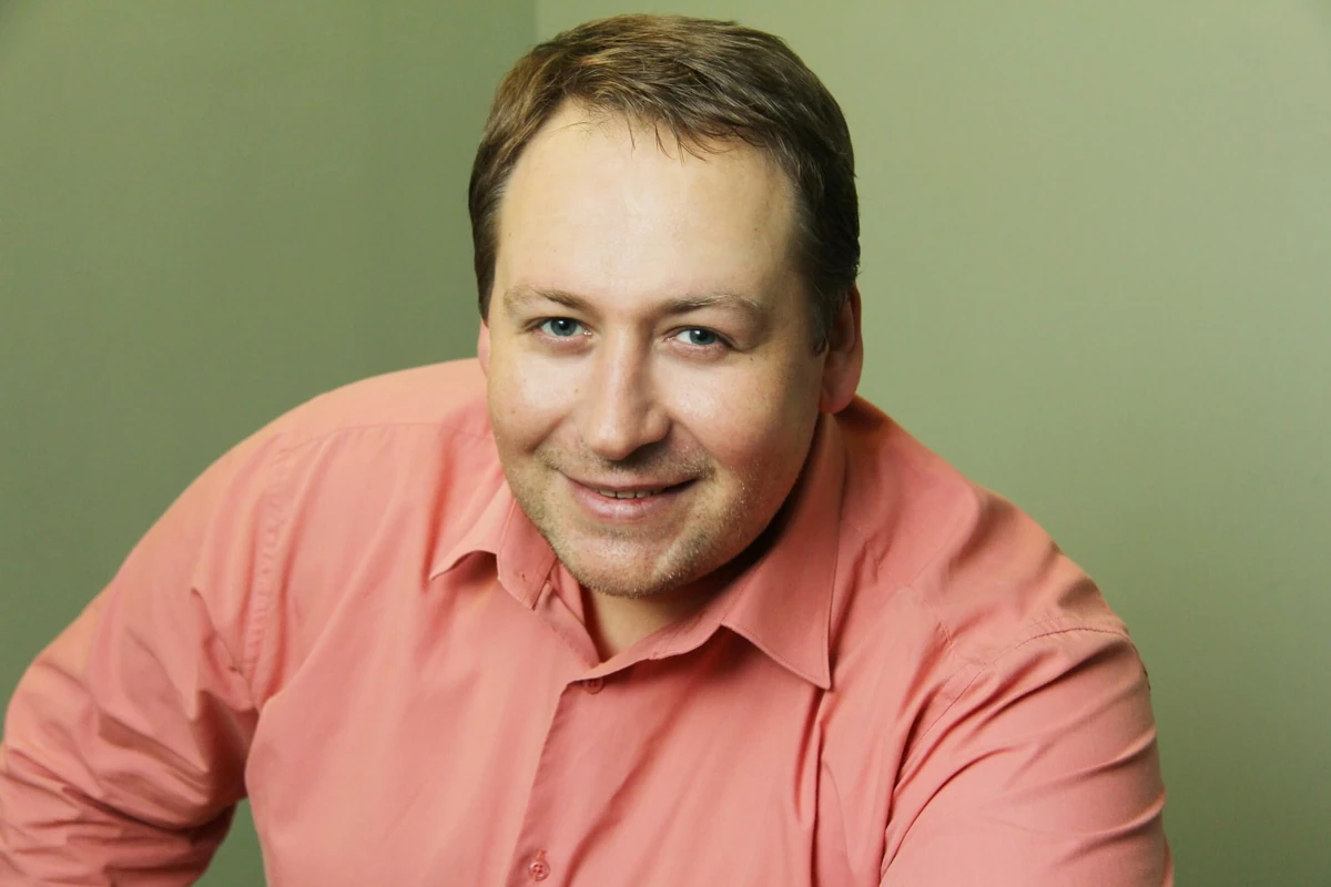 Stanislav Duzhnikov | International Dubbing Wiki | Fandom